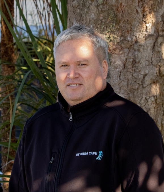 Kaimahi : He Waka Tapu