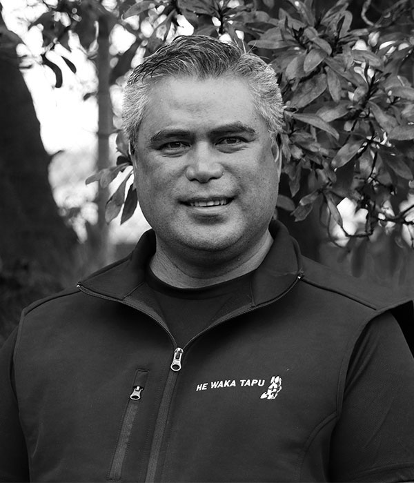 Kaimahi : He Waka Tapu